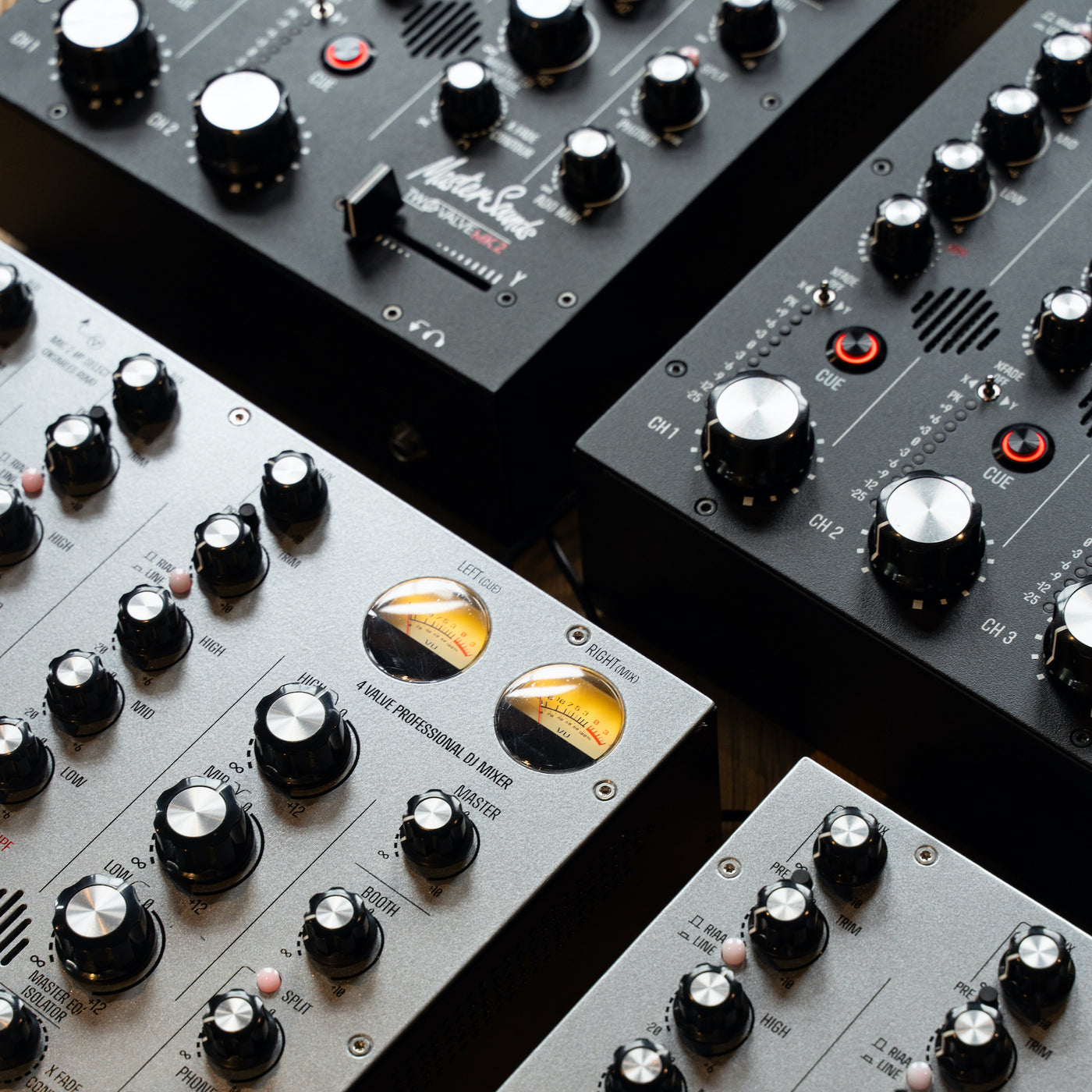 MasterSounds Premium Analogue Rotary Mixers for DJs & Vinyl Enthusiast