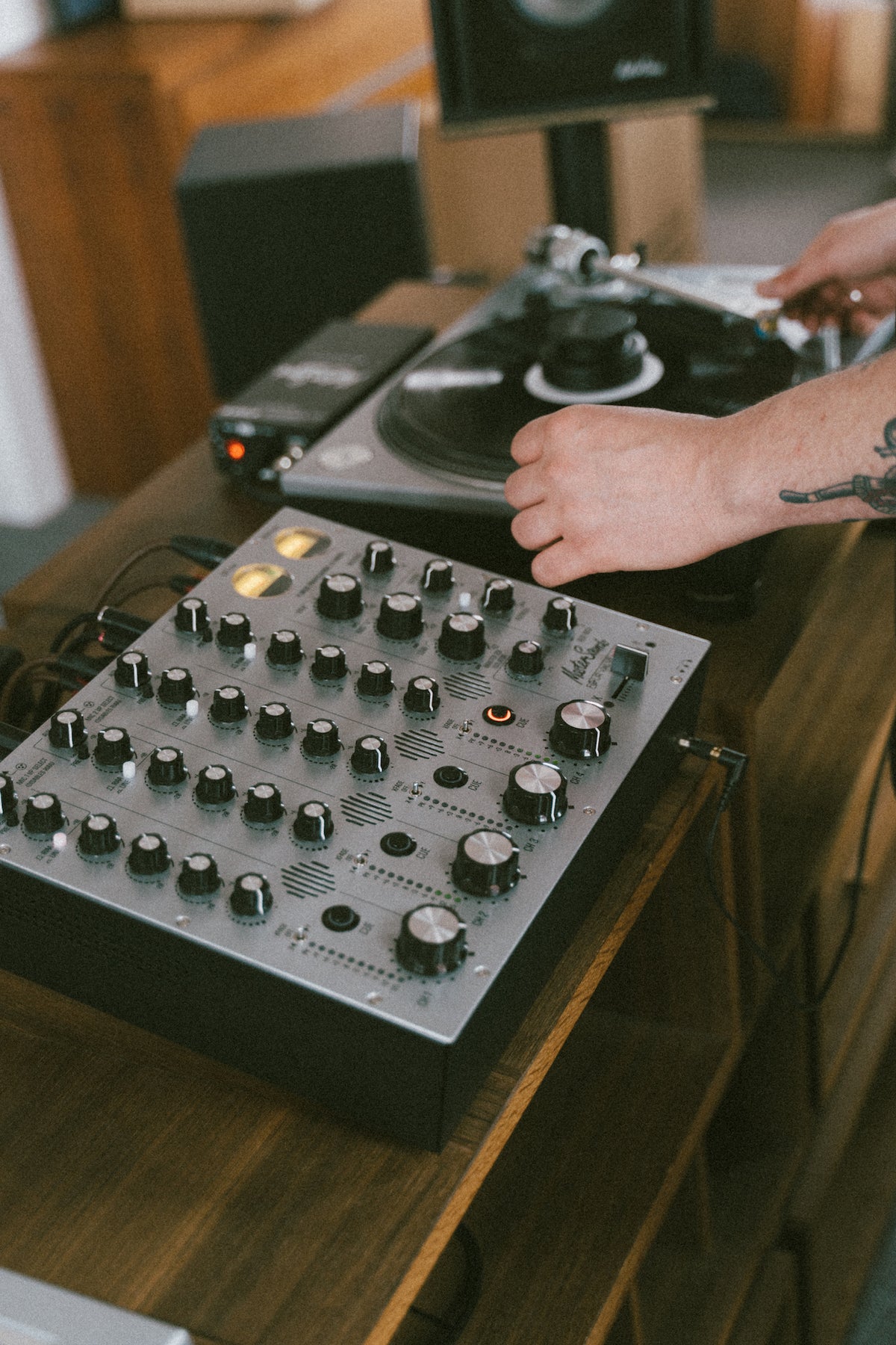 MasterSounds Premium Analogue Rotary Mixers for DJs & Vinyl Enthusiast
